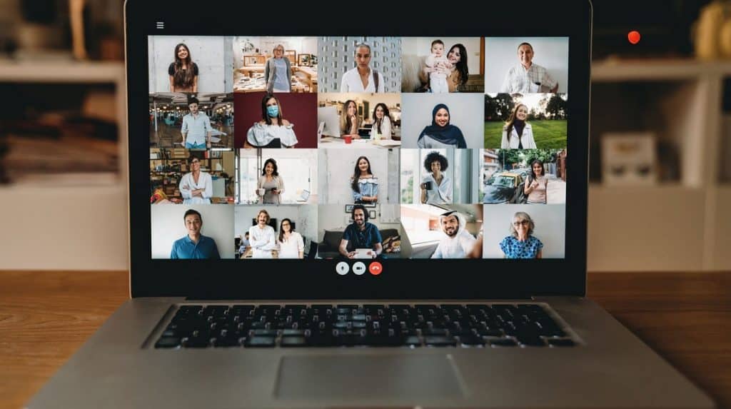 New Feature Background Zoom Blur, Here's How To Use It!