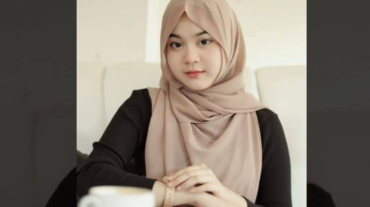 Imut Banget, Ini 10 Foto Una TikTok Lengkap dengan Profilnya!
