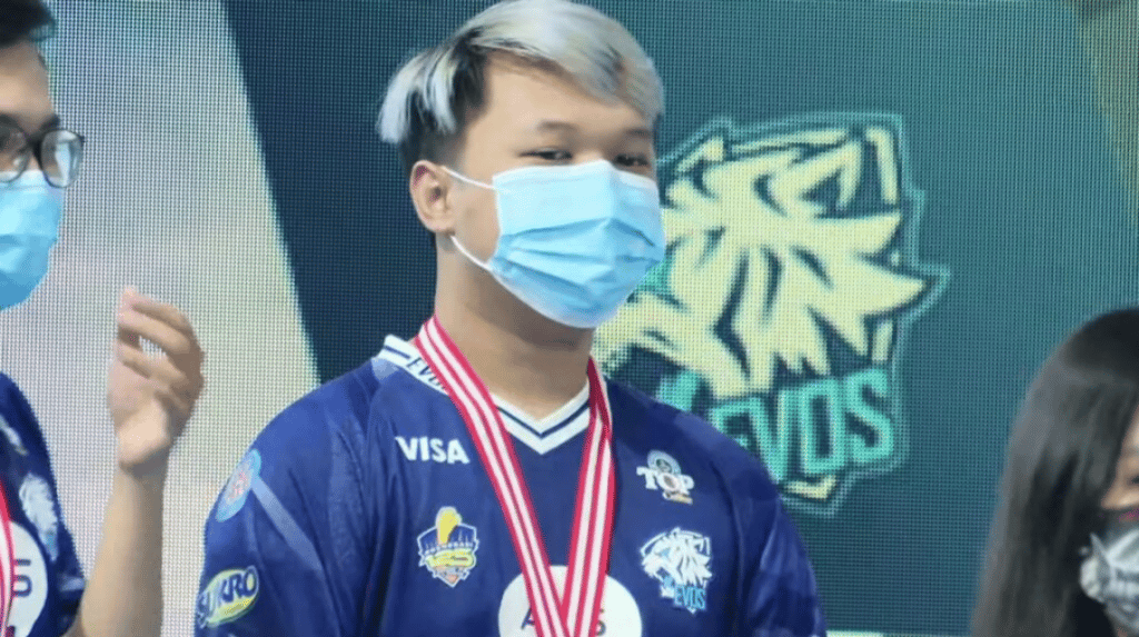 Biodata dan Prestasi Sang El Profesor, EVOS Luminaire!