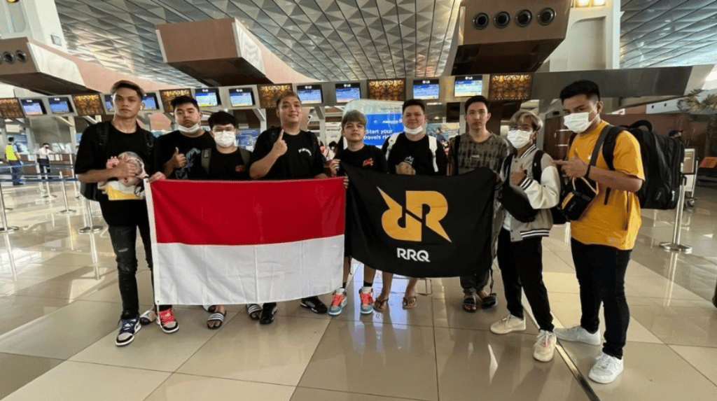 RRQ Acil, Coach RRQ yang Pernah Jadi Pro Player Dota 2